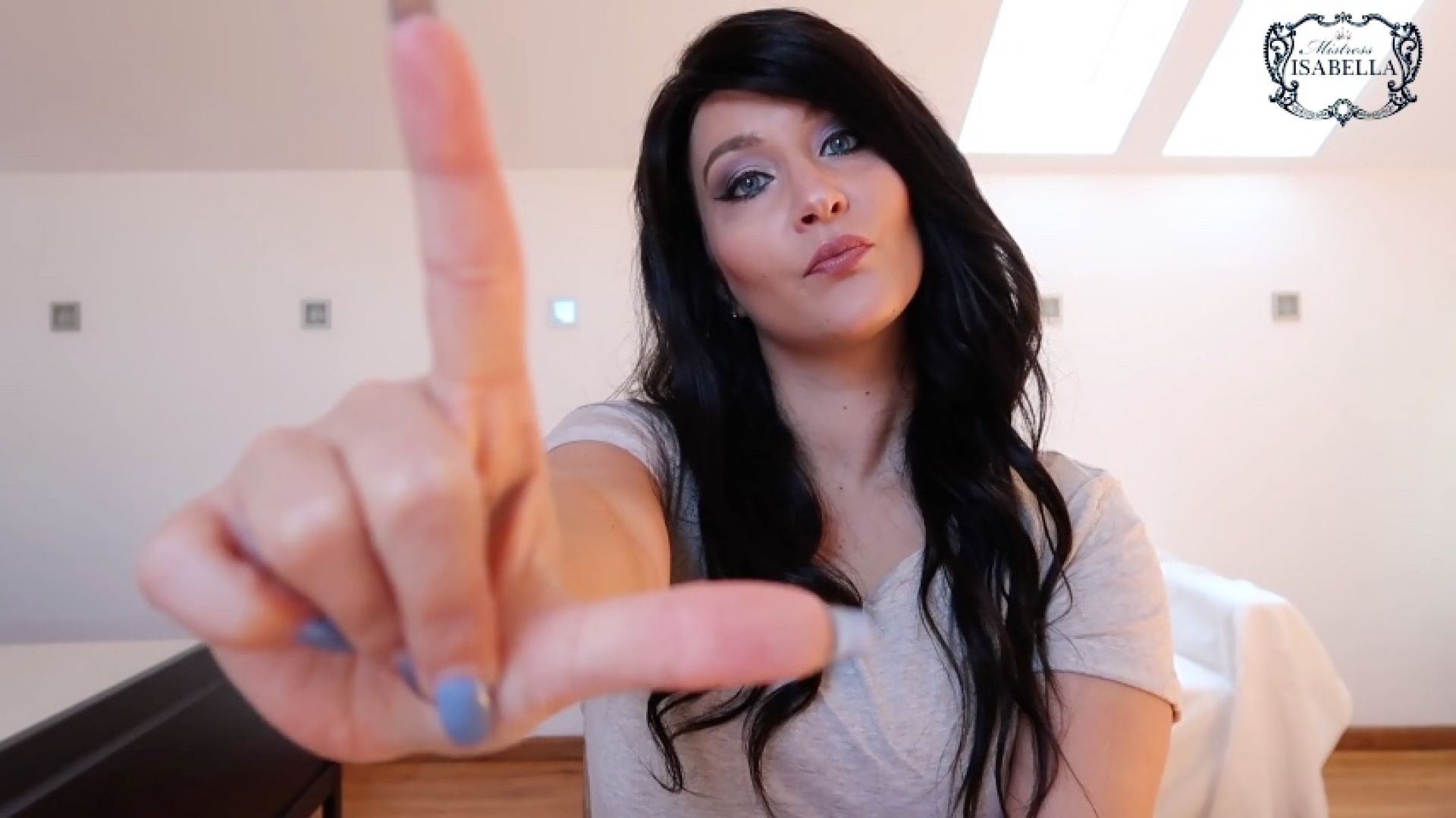 Mistress Isabella Loser Tribute Manyvids
