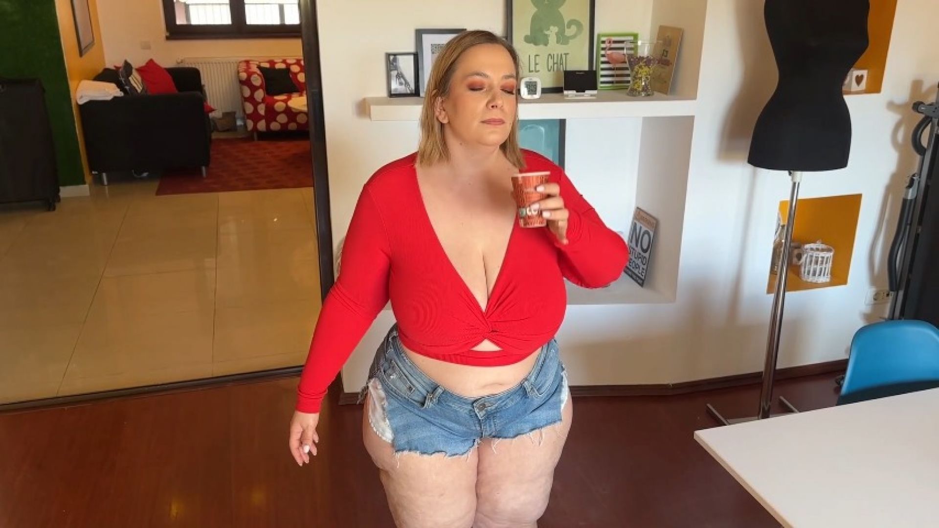 Hugeboobserin Tiny Bbws Have Magic Potion Manyvids