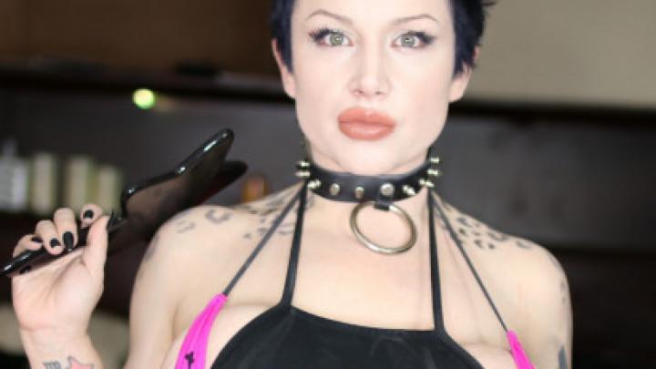 Gia Gotham Split Tongue Manyvids
