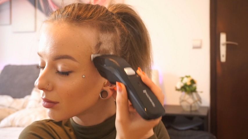 Silverfox0 Hair Cutting And Shaving My Head Manyvids