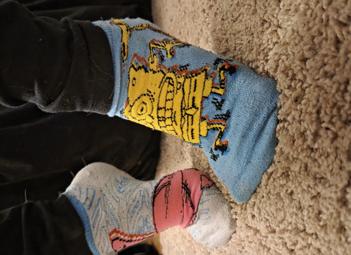 Xviolet Stonex Taking Socks Off Manyvids