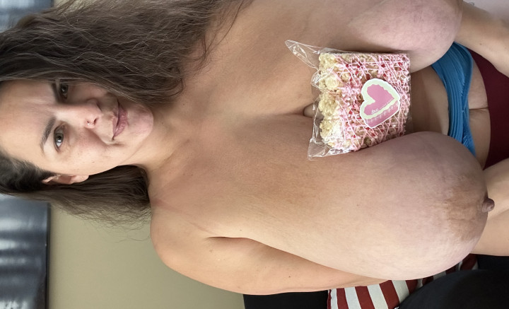 Alauragrey14 Yummy Valentine Manyvids