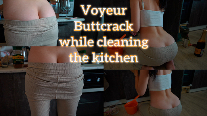 Hotsextape Voyeur Mom Buttcrack While Cleaning The Kitchen Leggings