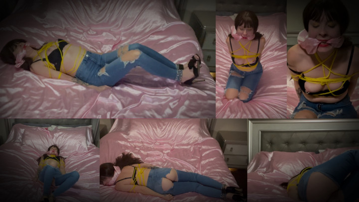 Kendall Morr Trying To Escape Bondage With Crying Manyvids