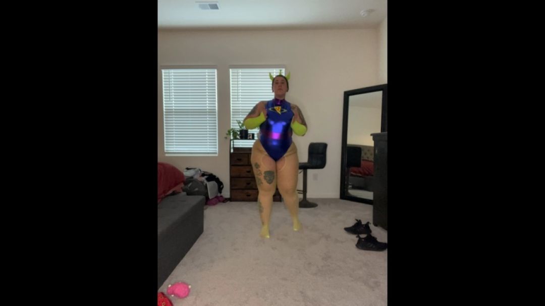 Alexisnocare The Claw Picked Alexisnocare To Be Your Personal Sex Toy Manyvids