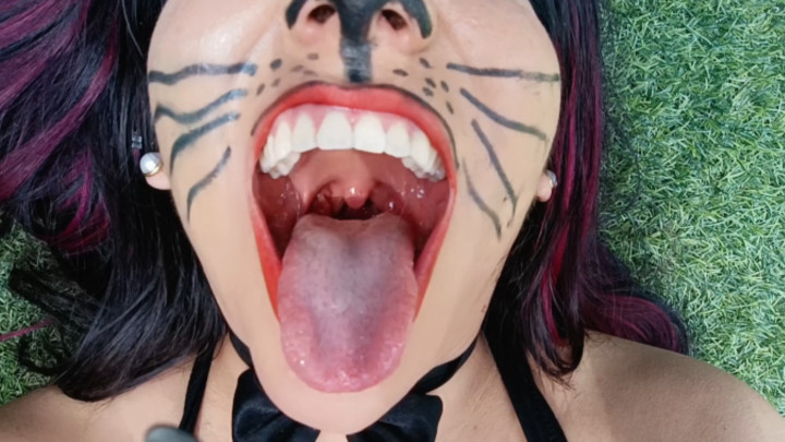 Giantess Debora Vore Sexy Cat Pov 2 Manyvids