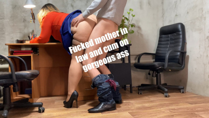 OurFetishLife - Fucked mother-in-law and cum on ass - ManyVids