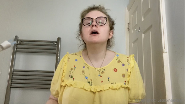 Leassneezing Pov You Tell Me About Your Sneeze Fetish Manyvids
