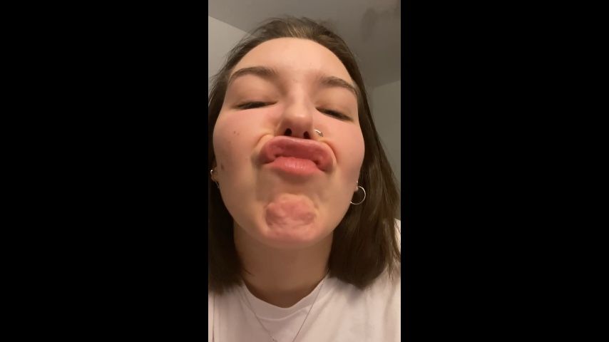 Braces Fetish Lips Sniffing Manyvids