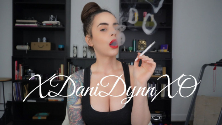 Dani Lynn Smoking Close Up 32 Manyvids