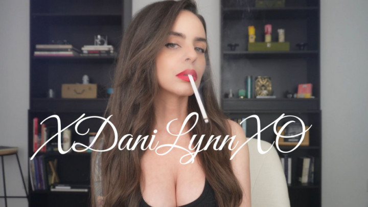 Dani Lynn Smoking 120s In Office Manyvids