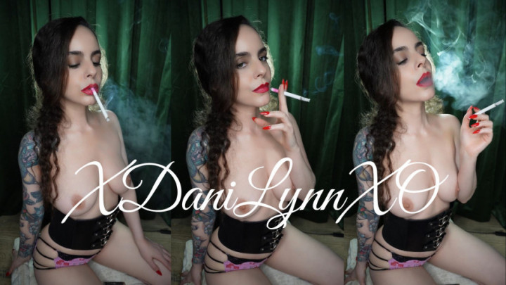 Dani Lynn Smoking In Corset And Cherry Panties Manyvids