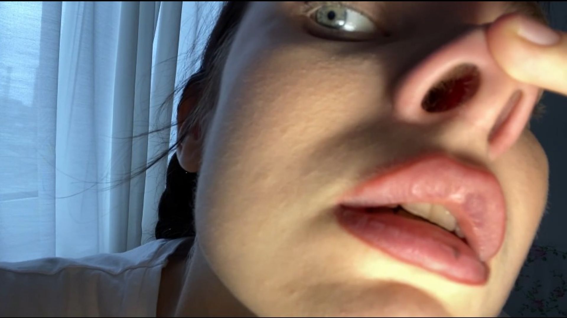 Vivi Vikaaa My Nose Nostril Fetish Close Up Manyvids