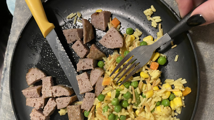 Mossyoak235 Eating Dinner Topless Manyvids