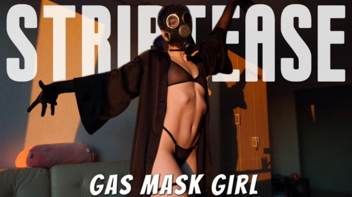 Dory_WetPaw - Gas mask striptease - ManyVids