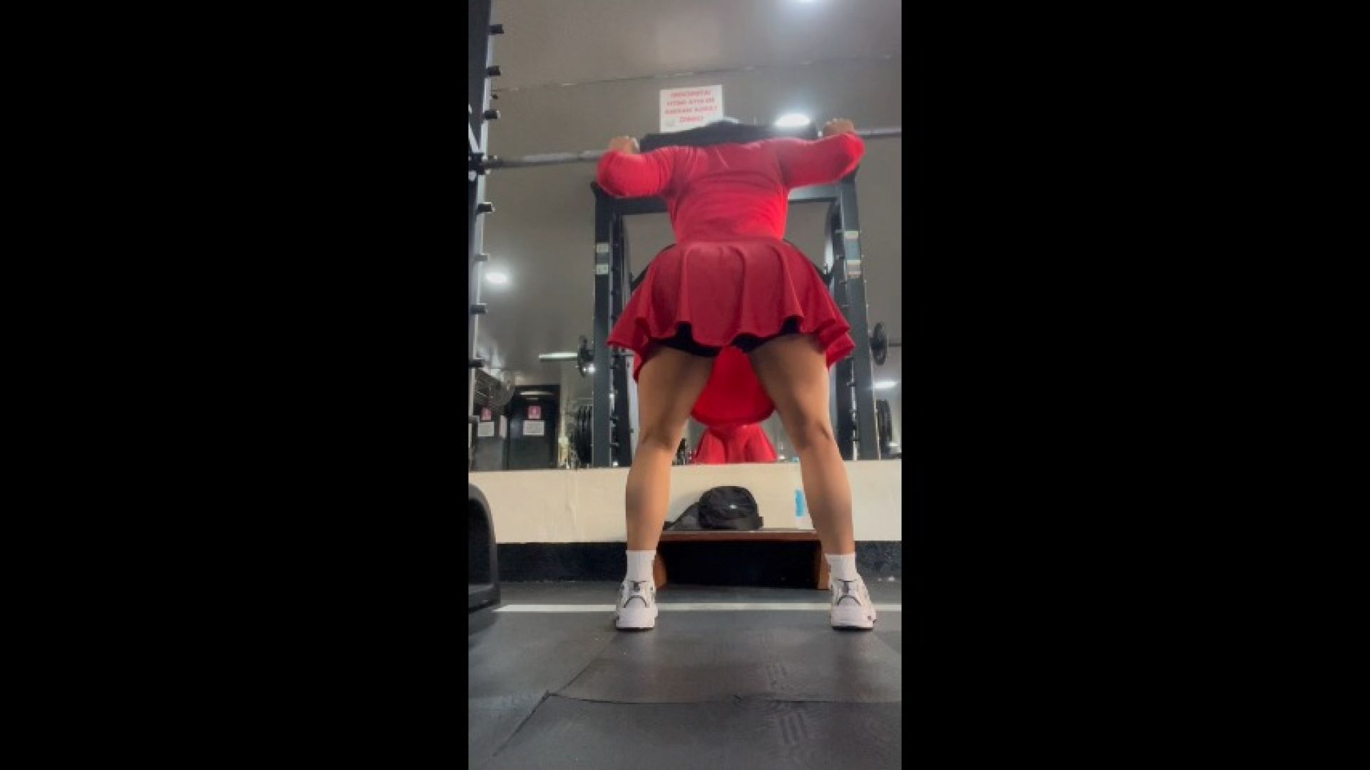 Alejaharker1 Machine Squat Manyvids