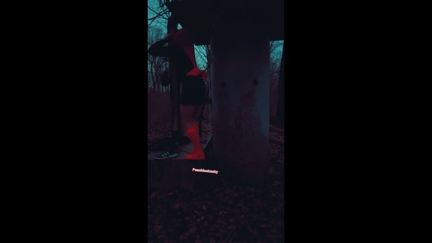 Peachiebunn Wedgie Halloween Hanging Atomic Wedgie Manyvids