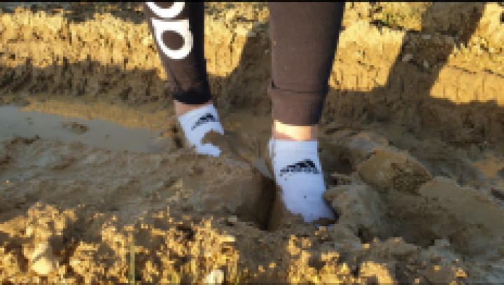Juliafetishgirl Muddy Adidas White Ankle Socks Barefoot Manyvids
