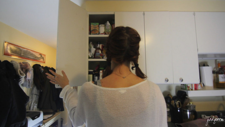 Godqueen Macrophilia Tiny Snack Manyvids