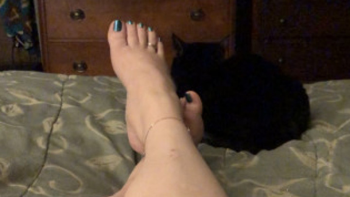 Novakain Rubbing My Feet Together Manyvids