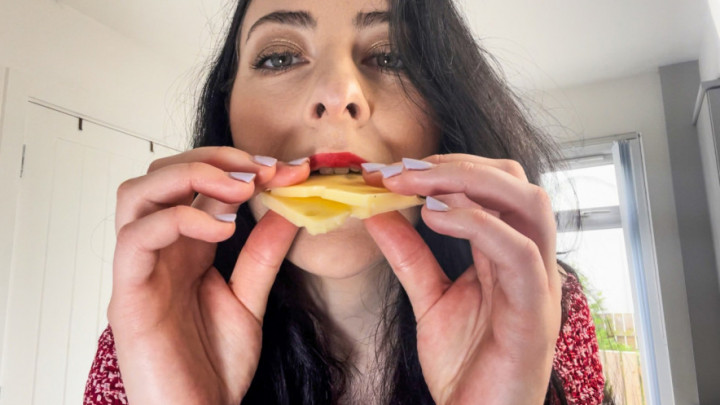 Irishskylar Youre The Giantess Dinner Manyvids