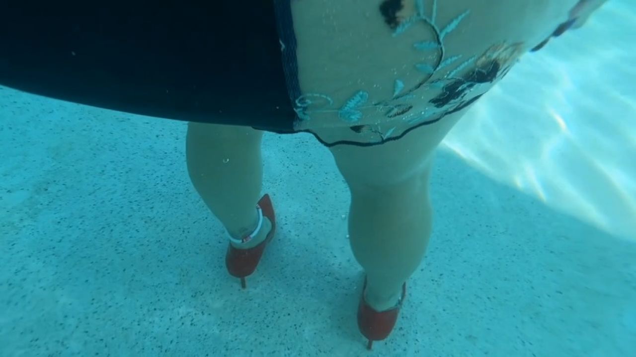 Roseryder69 Underwater Volume 4 Manyvids