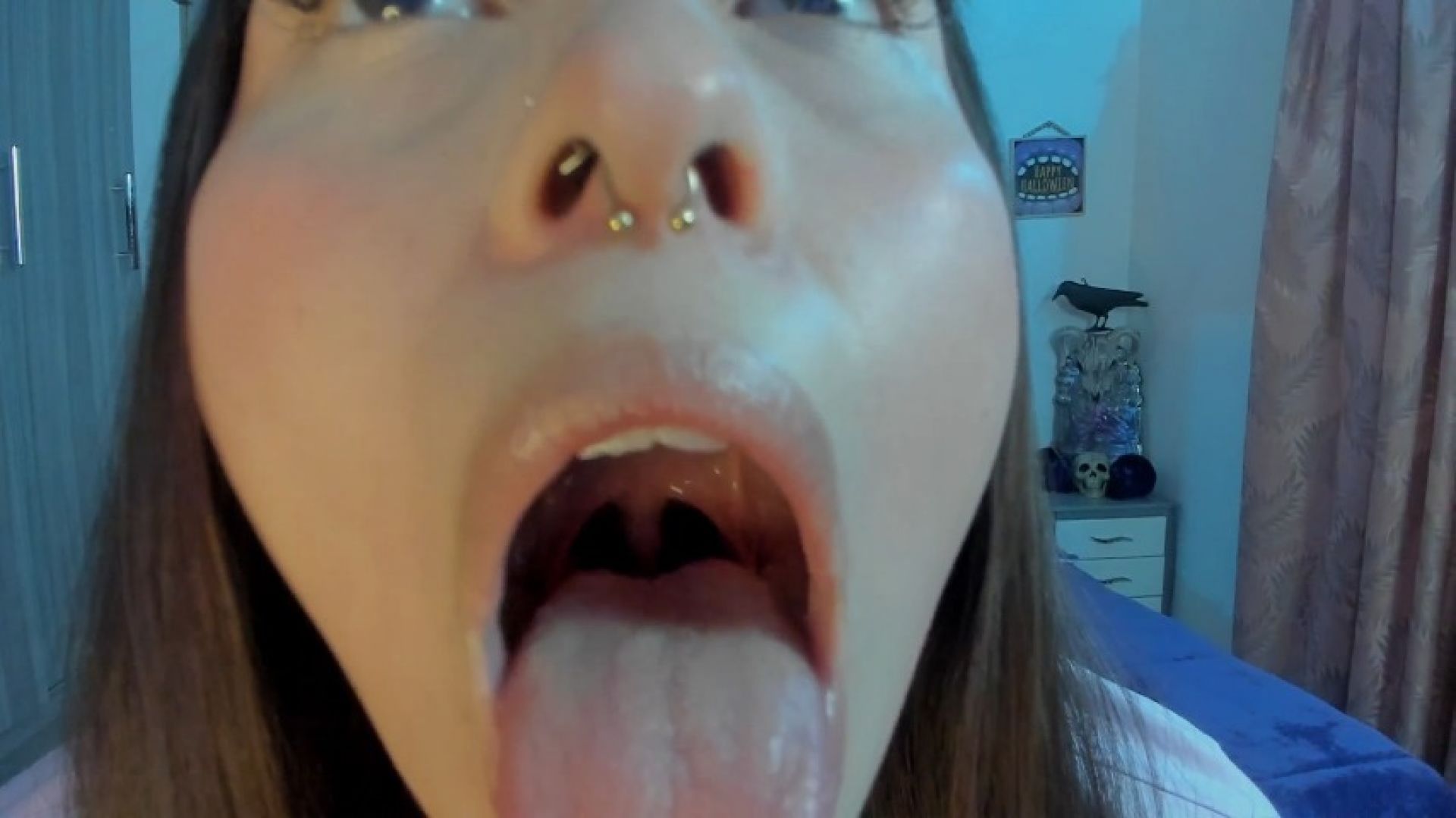 Victoriahell1 Closeup Uvula Manyvids