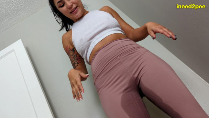 Diaperperv Real Female Pee Desperation Pissing Their Jeans Hotties