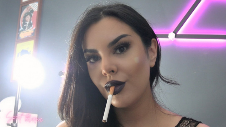 Sweet Maria Black Lips Smoking Fetish Manyvids